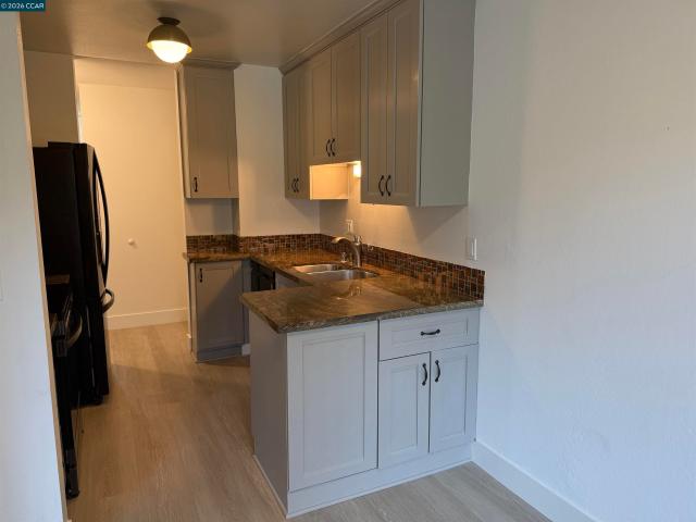 2564 Walnut Blvd 108