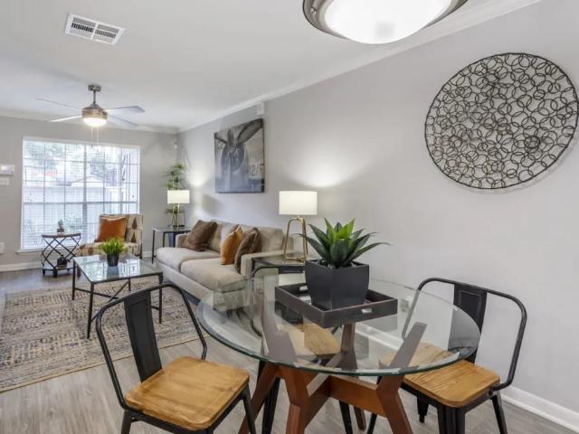 25650 Interstate 45 1102