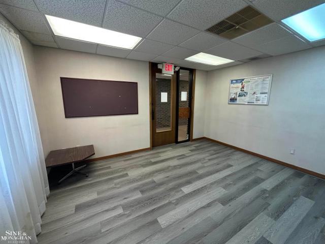 25650 Kelly Road # 10