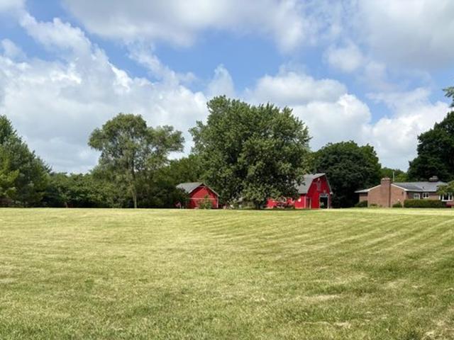25659 Normandy Rd W, Perrysburg, OH 43551