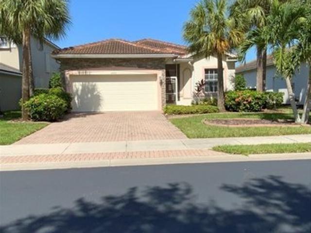 2565 Deerfield Lake Ct, Cape Coral, FL 33909