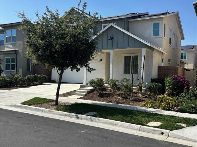 2565 E Embry