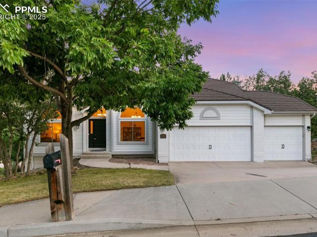 2565 Edenderry Dr, Colorado Springs, CO 80919 | MLS #3878 | Compass