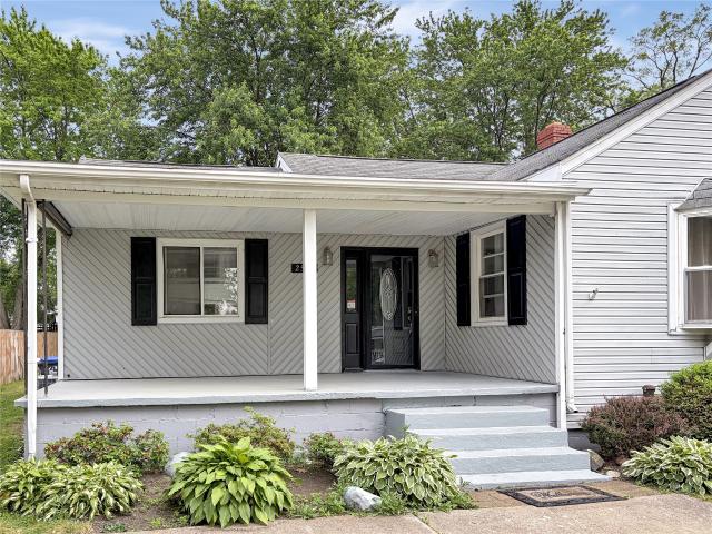 2565 W 24TH Street