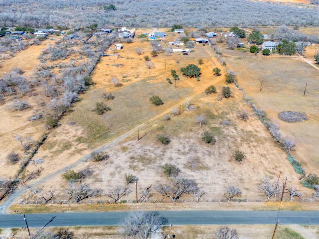 2565 Wright Carpenter Rd, San Antonio, TX 78221 | MLS #1949