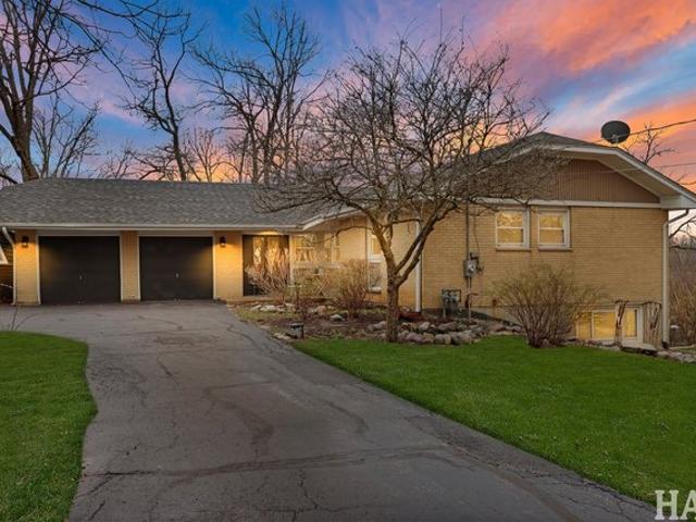 25661 W Blakely Pkwy, Wauconda, IL 60084