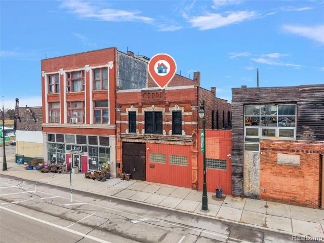 2566 Michigan Avenue