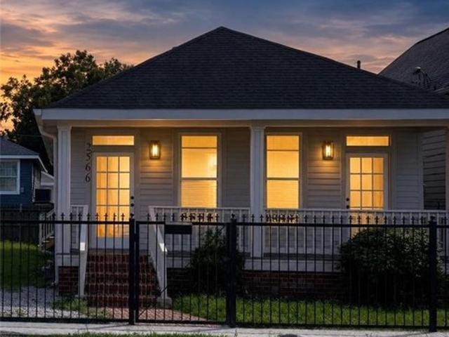 2566 N Rocheblave St, New Orleans, LA 70117