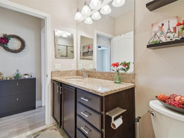 2566 Lake Manor Dr, Land O' Lakes, FL 34639 | MLS #TB8463