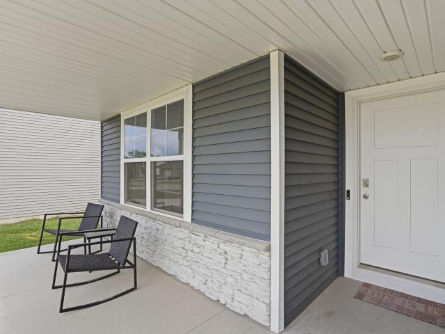 2567 SE Fox Valley Drive