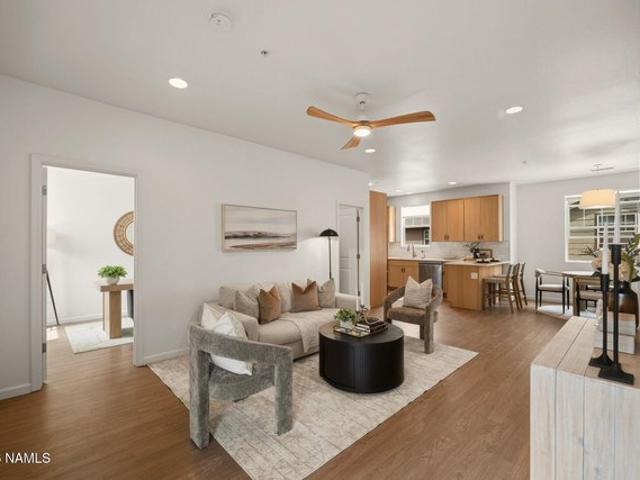 2567 W Pikes Peak Dr, Flagstaff, AZ 86001