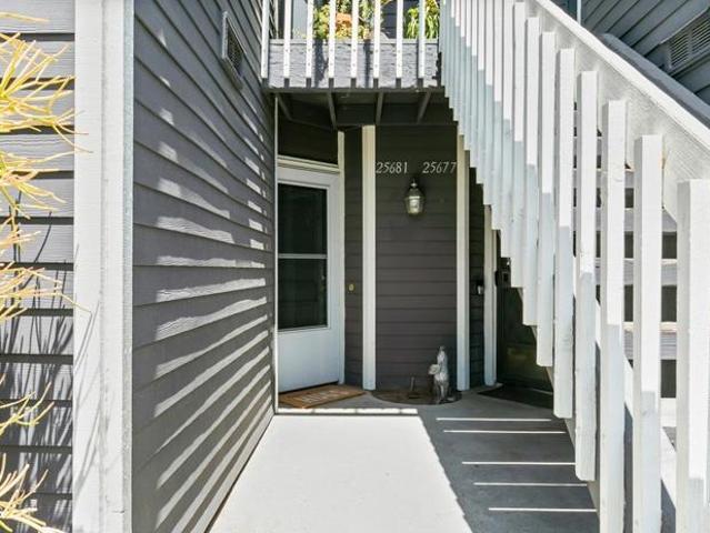 25681 Pine Creek Ln Wilmington, CA 90744