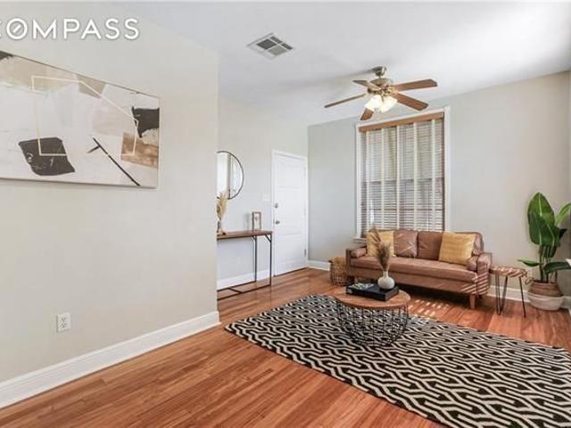 2568 Gladiolus St UPPR, New Orleans, LA
