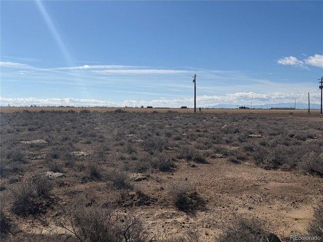 25691 Hazard Cir, Moffat, CO 81143