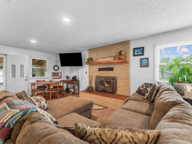 25691 Hillcrest Drive