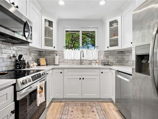 25697 Pine Creek Ln, Wilmington, CA 90744