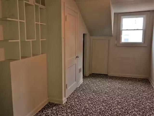 25695394 2271 E 97th St