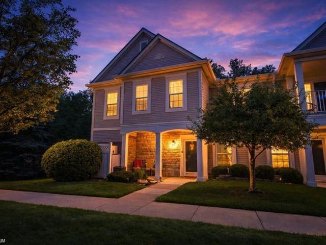 25699 Maritime Cir Unit BLDG8, Harrison Township, MI 48045