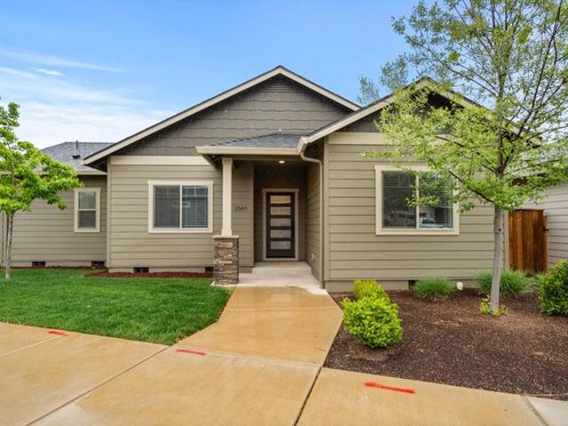 2569 Tiffin Way, Medford, OR 97504