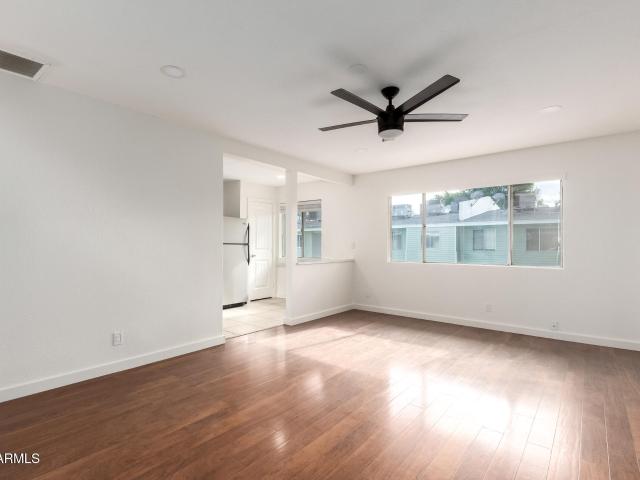 2569 W Berridge Ln, Unit D215, Phoenix, AZ 85017 | MLS #6964