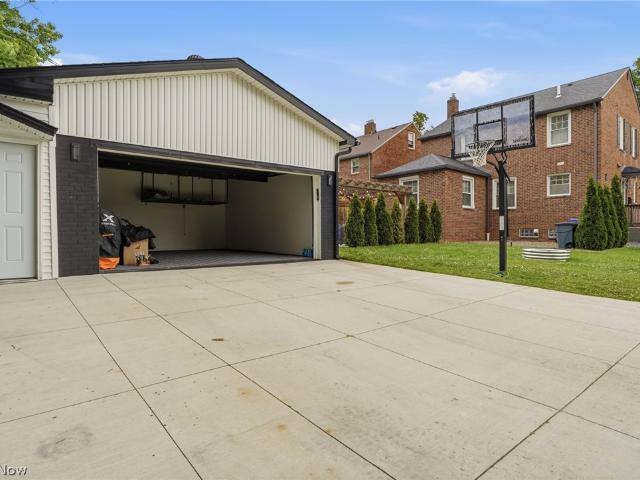 2560 Milton Road