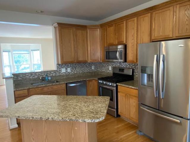 2560 Belcroft Place
