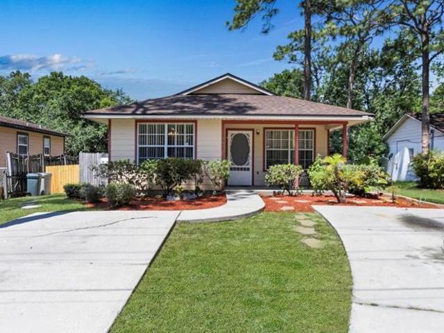 2560 El Capitan Dr, Sanford, FL 32773