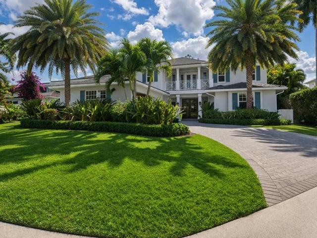 2560 Estates Dr, North Palm Beach, FL 33410