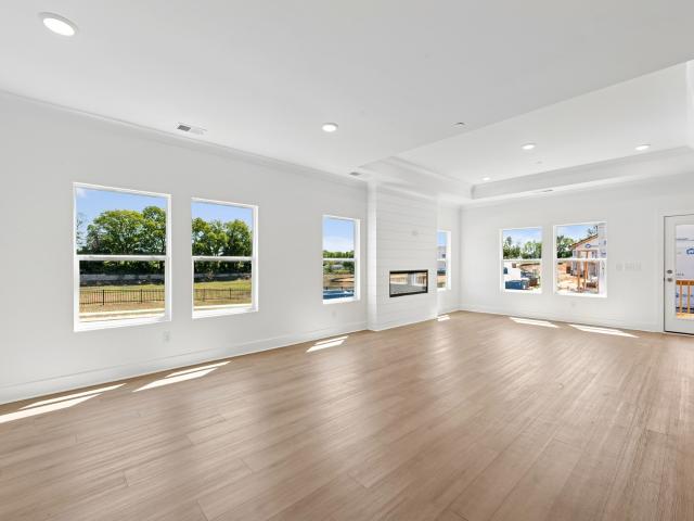 2560 Peaceful Valley Drive