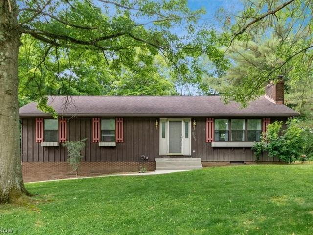 2560 Tarkman Dr, Nashport, OH 43830