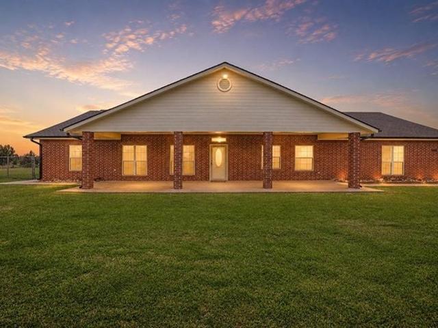 2560 Tori Ln, Newcastle, OK 73065