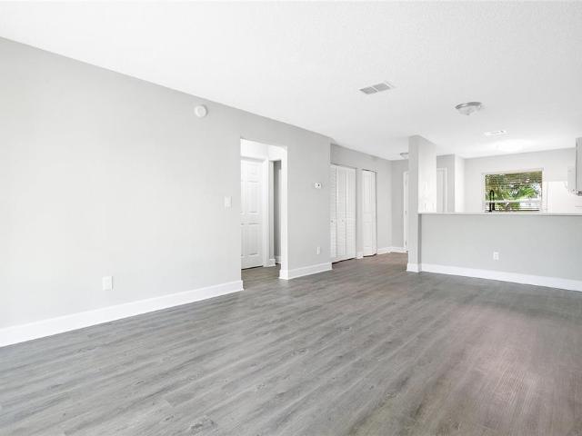 2560 Woodgate Blvd, Unit 105, Orlando, FL 32822 | MLS #O6372 | Compass