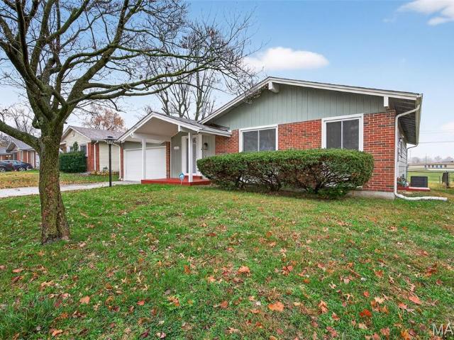 2560 Woodsage Dr, Florissant, MO 63033 | Compass