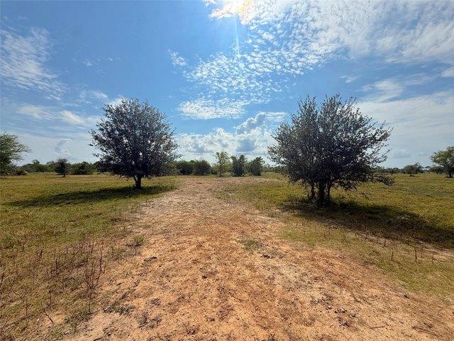 25611, Damon, TX 77430