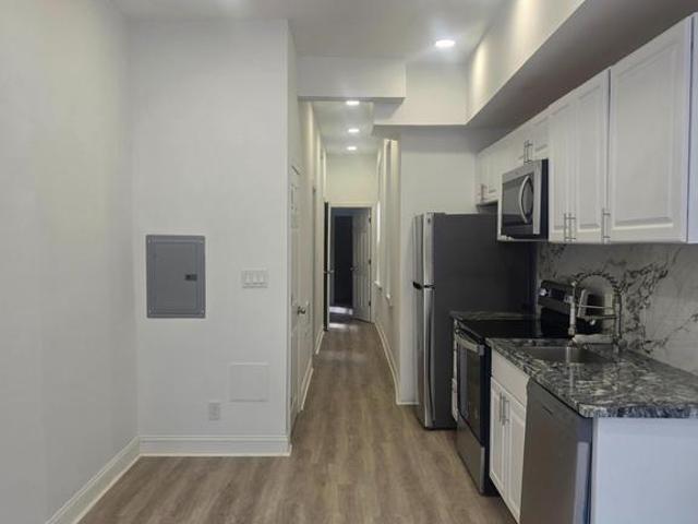 2561 N 18Th Street # 1ST FLOOR