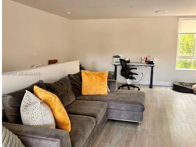 2561 NE 193rd St, Unit 1201, Miami, FL 33180 | MLS #A11986 | Compass