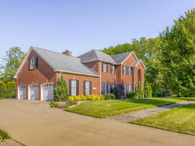 2561 Apple Blossom Lane