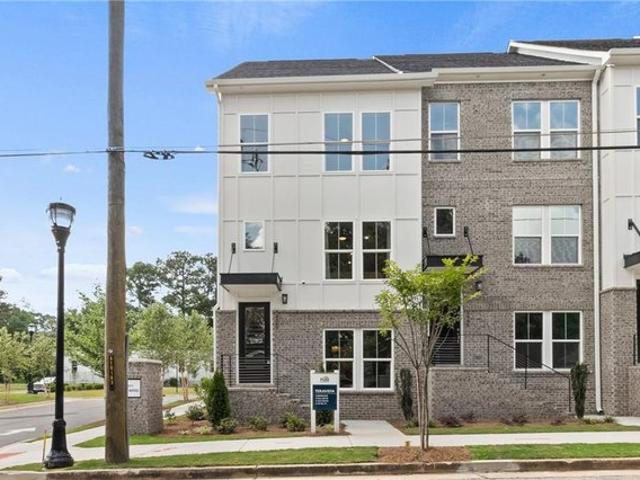 2561 Astaire Ct NW, Atlanta, GA 30318