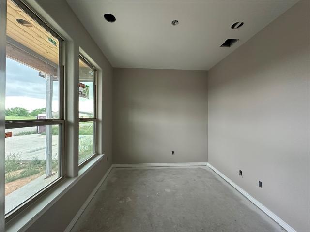 2561 Dove Crossing Ln, Navasota, TX 77868 | MLS #26004 | Compass