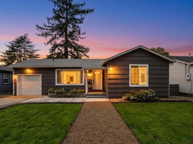 2561 Pacific St, Napa, CA 94558