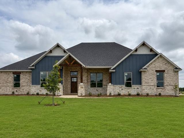 2561 Posey Ln, Waxahachie, TX 75167