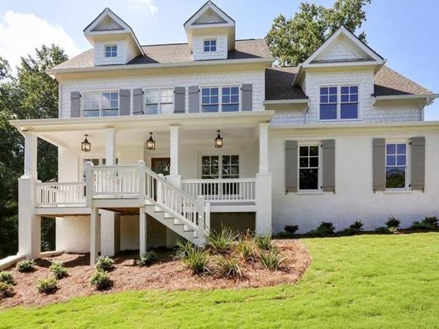 2561 Thompson Rd NE, Brookhaven, GA 30319