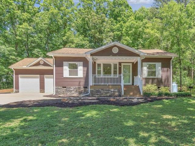 2561 Whitestone Rd, Spartanburg, SC 29302