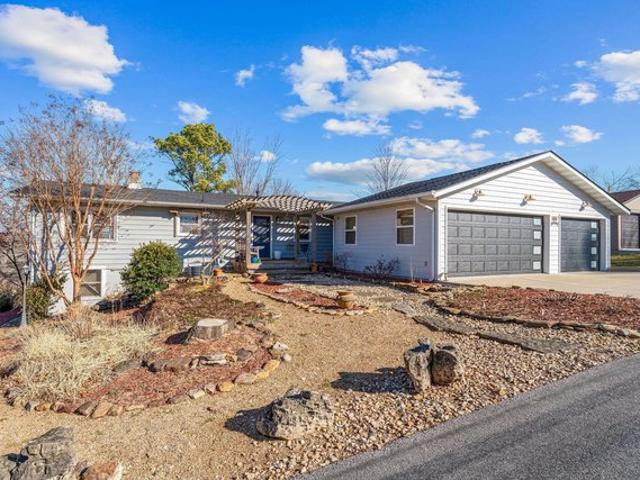 25620 Hillcrest Dr, Shell Knob, MO 65747
