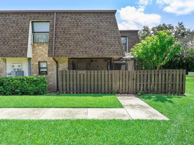 2562 NW 99th Ave, Coral Springs, FL 33065