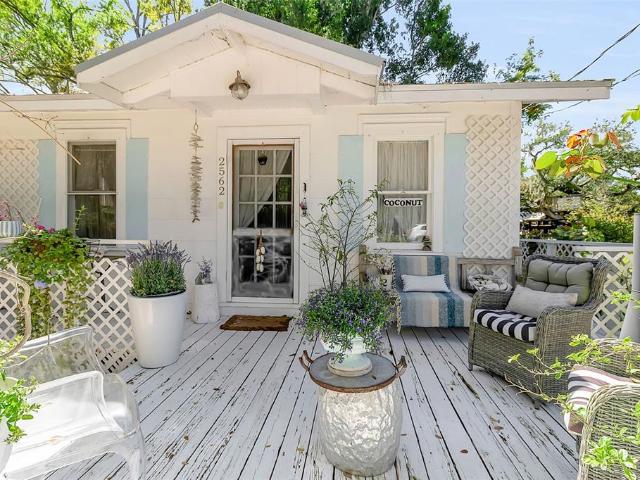 2562 Ashton Rd, Sarasota, FL 34231 | MLS #A4685 | Compass