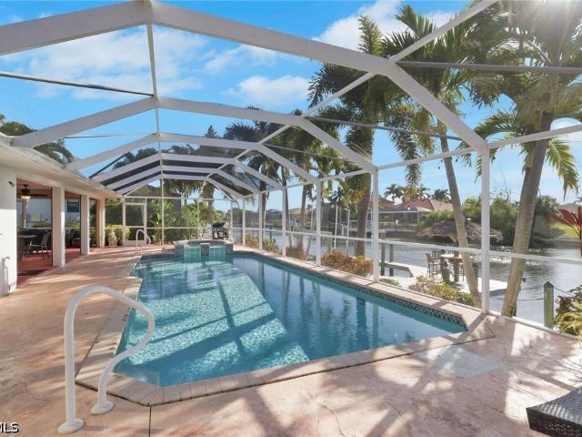2562 SW 27th Pl, Cape Coral, FL 33914 | MLS #2026014