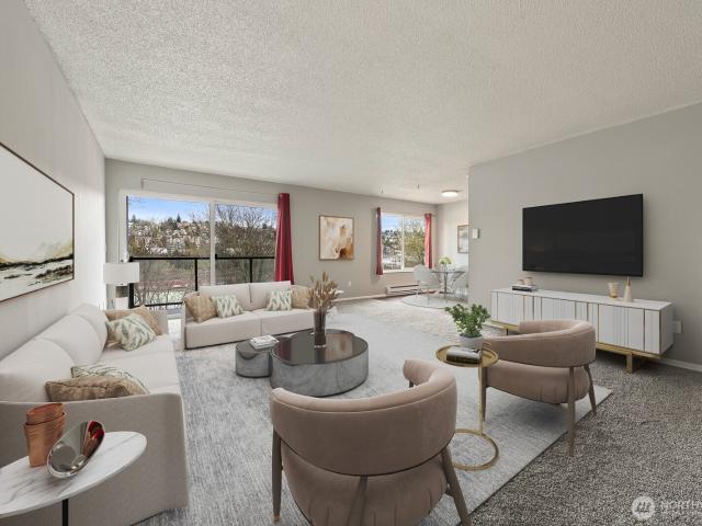 2562 Thorndyke Ave W, Unit 303, Seattle, WA 98199 | MLS #2501