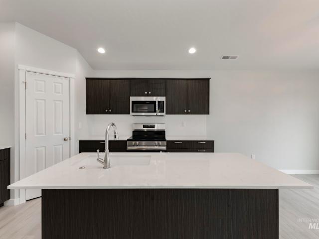2562 W Tar Sands Dr