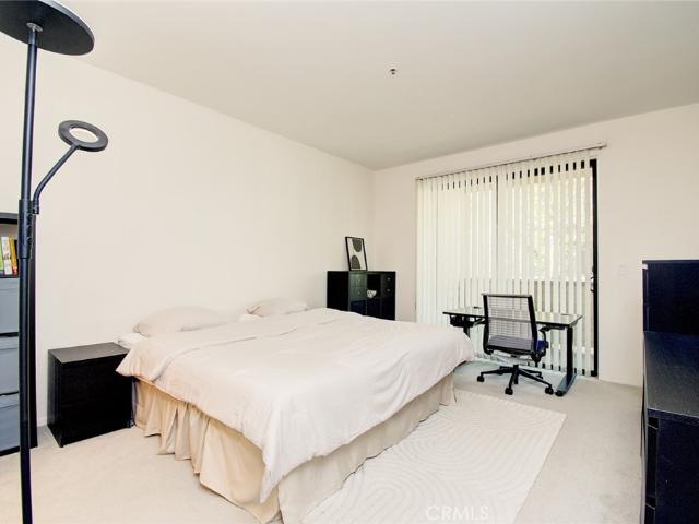 2563 Plaza Del Amo 204